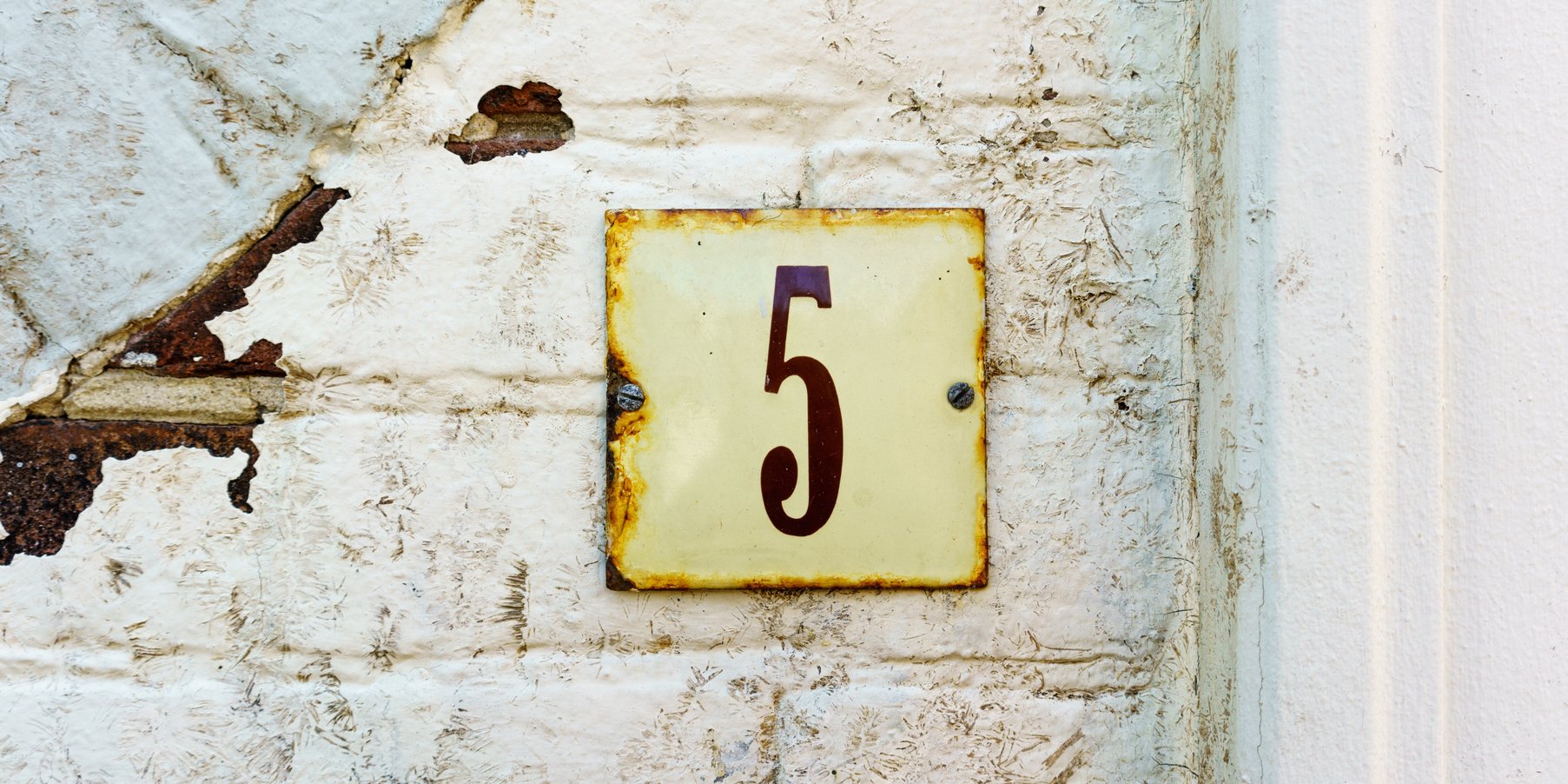 8 Landscape Staging Tips To Add Curb Appeal